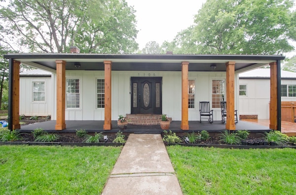 Charming 3-bedroom 3bathroom House In The Medical District - Decatur, AL