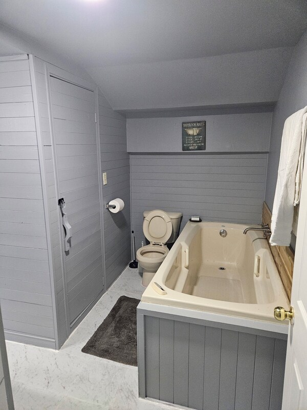Lovely 1 Bed Accomodation In A Quiet Environment. - Greater Sudbury