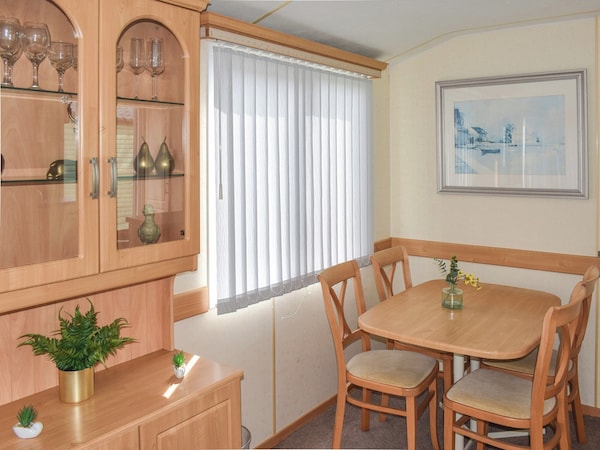 2 Bedroom Accommodation In Sandown - Isle of Wight