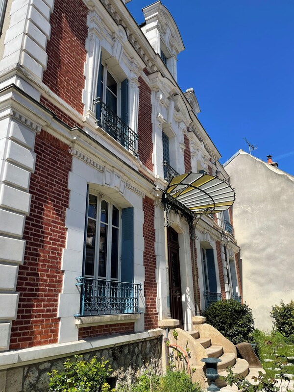 Dépendance De Charme Aux Portes De Joigny Et Des Vins De Chablis - Saint-Florentin