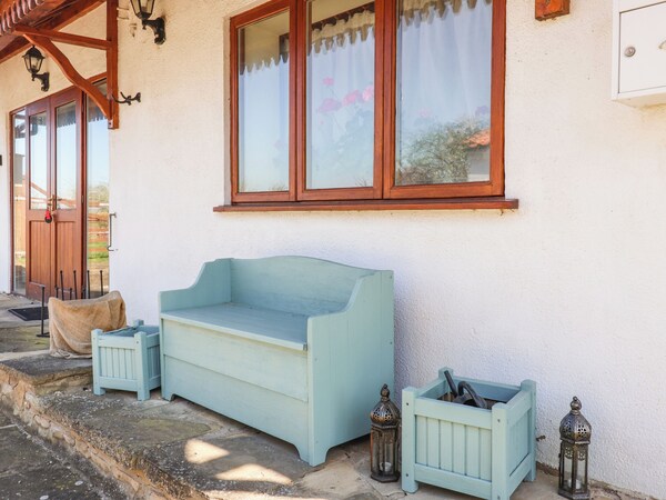 Moor End, Family Friendly, Character Holiday Cottage In Moor Monkton - 요크