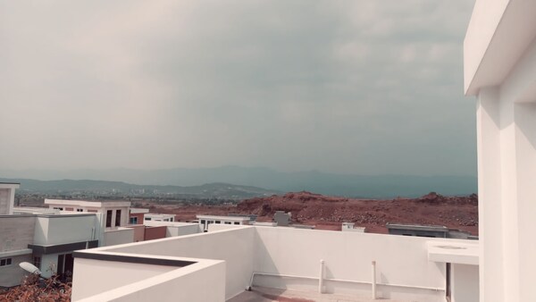 Haven Lodge, Cozy 3br Entire Home With Lounge, Drawing, Dining & Kitchen - Islamabad