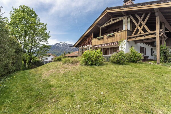 Ferienhaus Mit Herrlichem Tal- & Alpenblick - Grassau