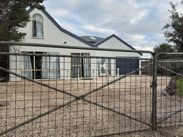 Room For The Biggest Boat, Pet Friendly - Phillip Island