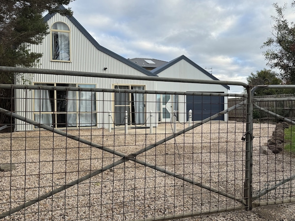 Room For The Biggest Boat, Pet Friendly - Phillip Island