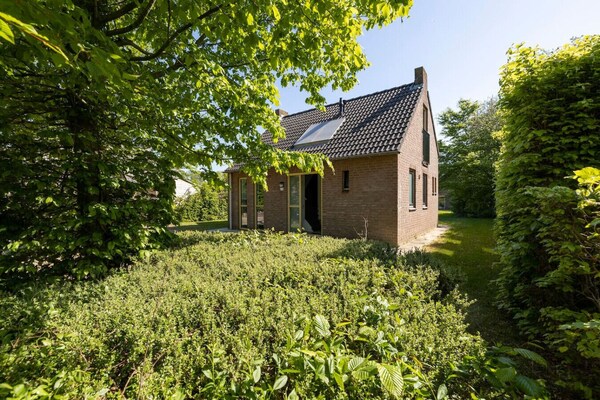 Relax On Vacation In Comfortable Vacation Home - Nijmegen