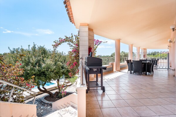 Apartment 'La Vela Gialla' With Sea View, Wi-fi And Air Conditioning - Orosei
