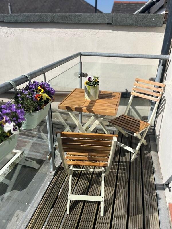 Cardiff Apt - Sleeps 6 - Castle & Stadium Nearby - Cardiff University