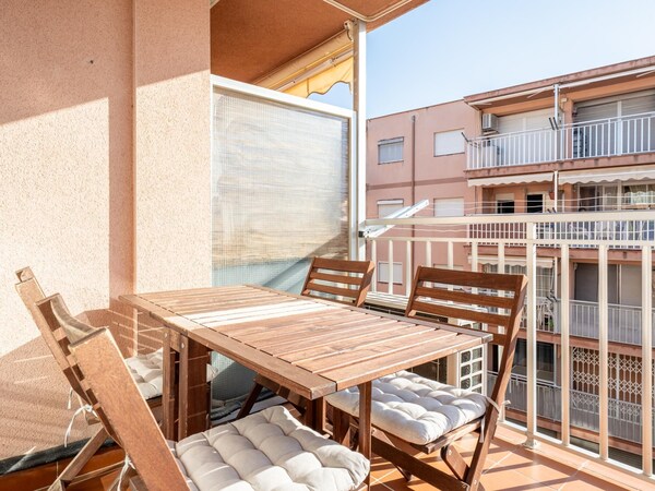 Apartment With Terrace 300m Beach And Shops - Cambrils