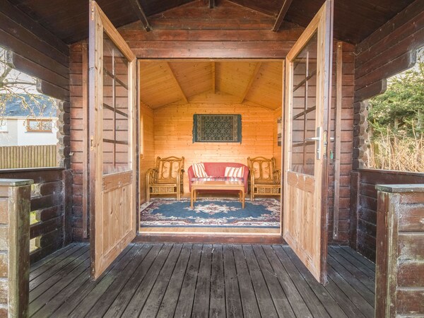 Appletree By Interhome - Beauly