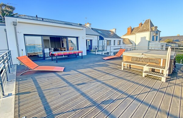 Appartement Duplex 6-8 Pers Avec Terrasse, Jacuzzi Et Garage à Port-louis - Groix