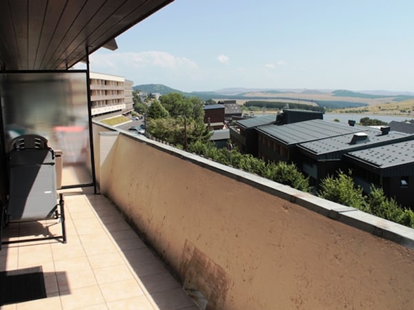 5-person Apartment At The Foot Of The Slopes With Wi-fi In Super Besse - Murol