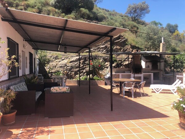 Casa Rural Cristina- Piscina Climatizada - Cómpeta