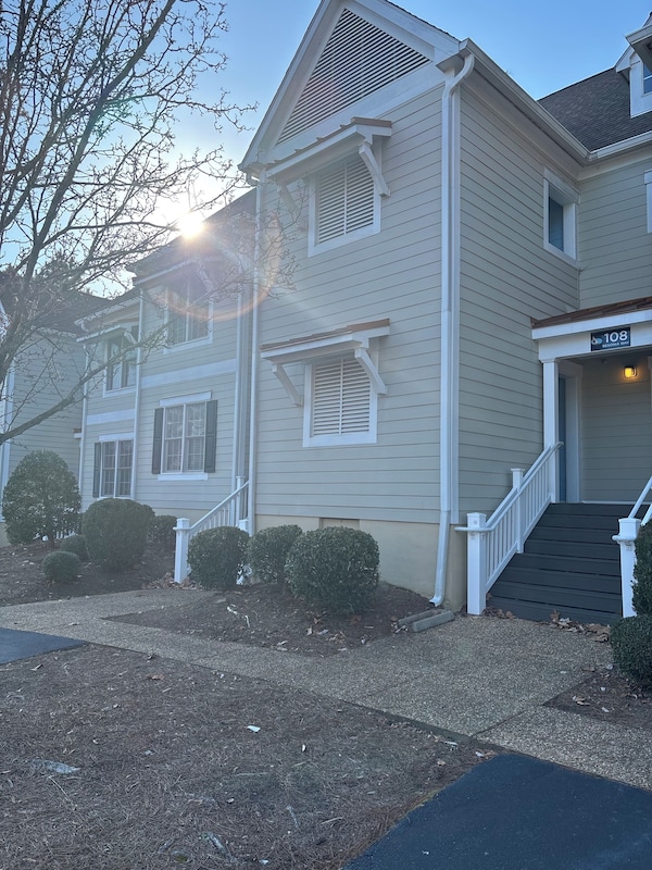 Charming 2-bedroom Condo In Fabulous Williamsburg With Ac, Wifi, Fitness Room - Gloucester, VA
