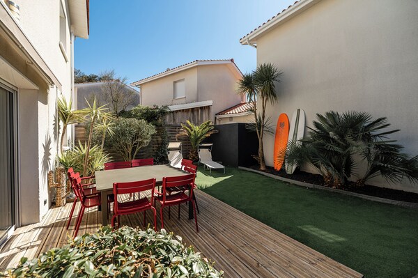 House Biscarrosse, Walking Distance To The Beach - Landes