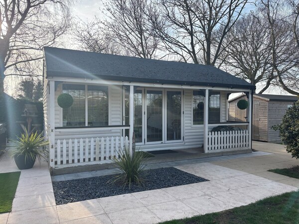 Upper Pentlands - One Bedroom Luxury Apartment With Gym (Pet-friendly) - Horncastle