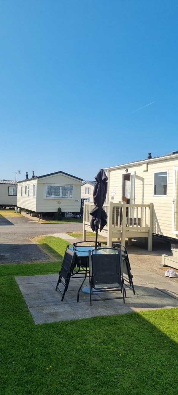 Lovely 6 Berth Caravan At Sun Valley In North Wales Ref 81023a - Rhyl