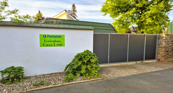 Vacation Home In The Center: Terrace, Quiet, Green, Pet-friendly, Handicapped Accessible - Sangerhausen