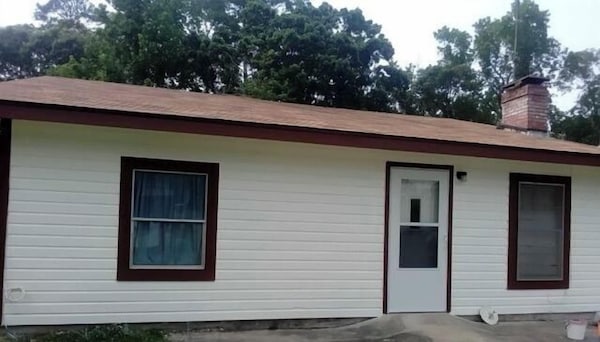 Rustic 2br/2ba Cabin With Ac, Wifi Near Sam Rayburn Lake And San Augustine Park - Toledo Bend Reservoir