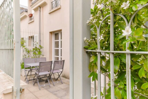 Maison Avec Terrasse Privée Au Coeur De Versailles - Yvelines