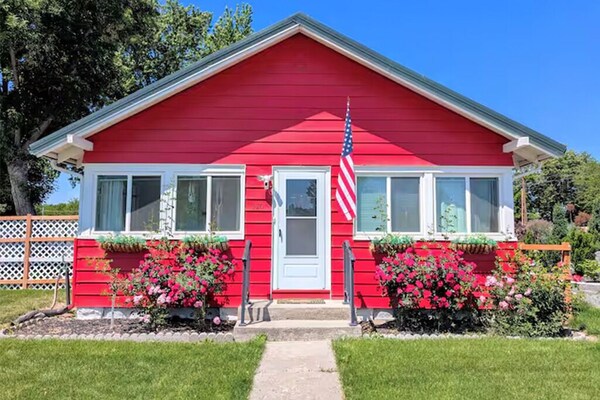 Charming 3-bedroom Cottage In Downtown Hagerman, Id With Stock Tank Pool. - アイダホ州