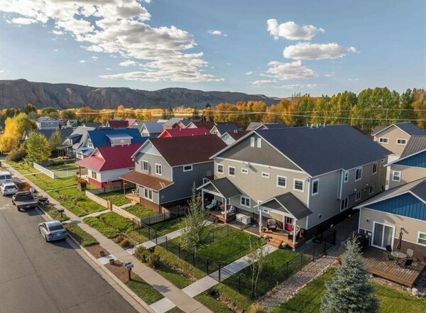 Beautiful Modern 3-bedroom Gunnison/crested Butte Retreat - Gunnison, CO
