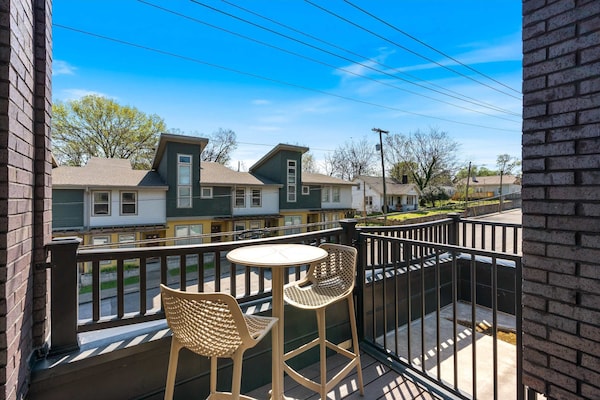 Kays Nest - New, Walk To Shops & Restaurants - Nashville, IN