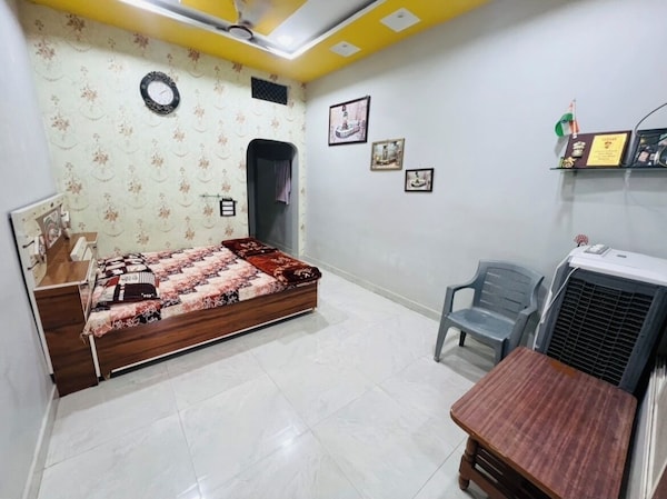 Hello Come And Enjoy - Ujjain