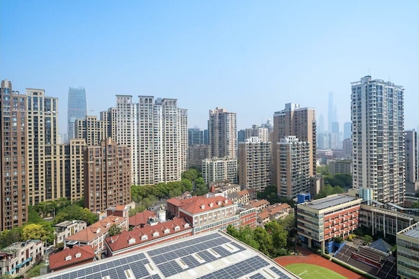Sunny Abode 3bedroom Located In Huangpu And 100 Meters From The Subway Station - Shanghai