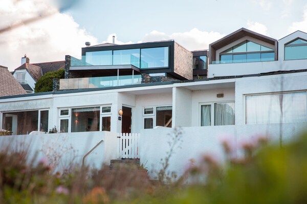 Tidepod - Stylish Holiday Chalet In The Centre Of Polzeath - Padstow