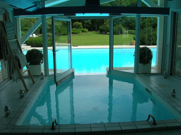 Luxurious 6br Chalet With Pool, Sauna & Tennis Court In Saint-paul-en-chablais - Évian-les-Bains