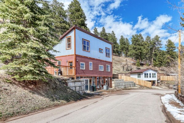 Stunning, Spacious Mountain Home Near Deadwood & 4x4 Trails - Spearfish, SD