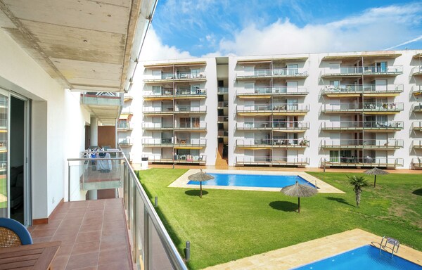 V035 - Mestral 2, V035 - Mestral 2 - Apartamento Con Piscina Comunitaria - Cadaqués