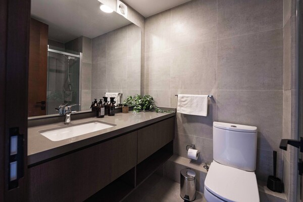 Edificio Home - Departamento 3 Dormitorios, Barrio El Golf - Santiago