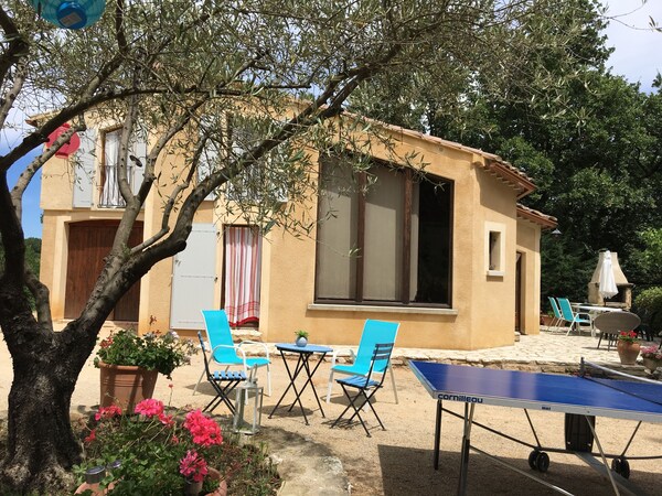 Pleasant Gite With Shared Pool Just Outside Uzes - Uzès