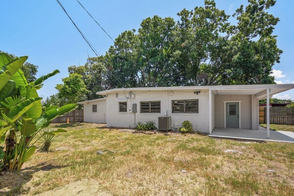 Spacious 3 Bedroom Home For Family With Ac, Wifi - Cocoa Florida - Cocoa, FL