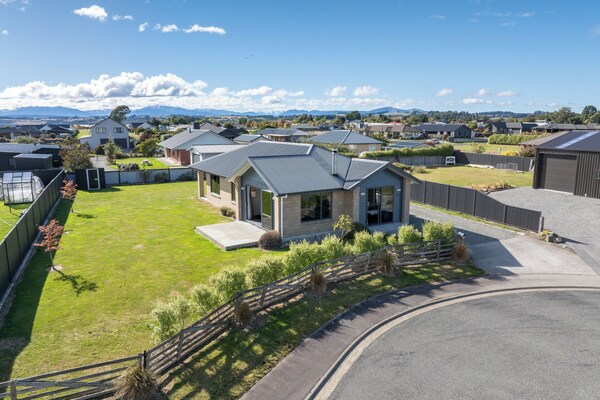 Mountainview Escape - Te Anau Holiday House - Te Anau
