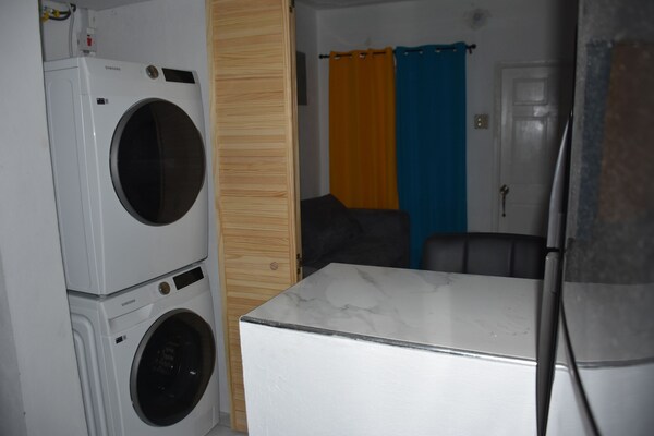 Charming 2-bedroom House With Ac, Wifi In Enchanting Port Antonio, Portland - Port Antonio