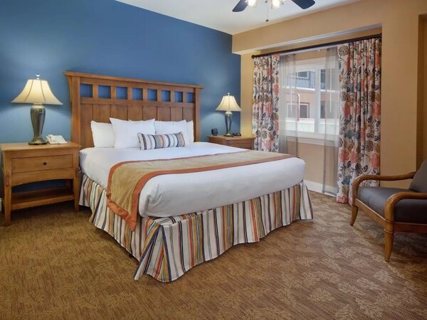 Adventure Awaits At Our 1br Gatlinburg Getaway  Walk, Splash, Explore! - Gatlinburg, TN