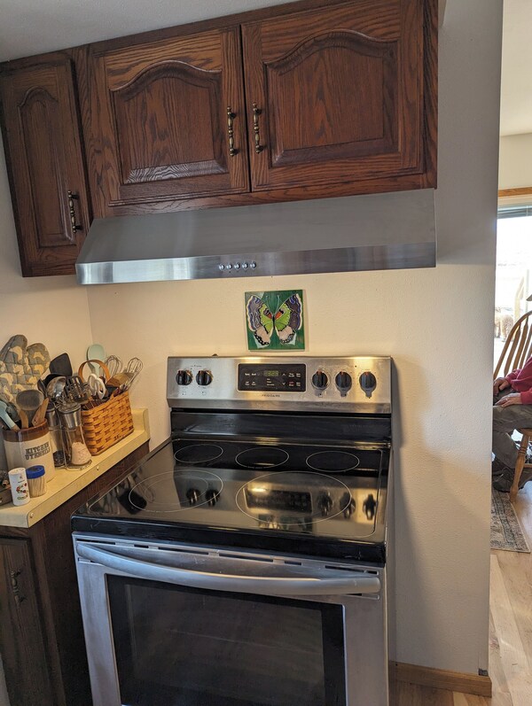 Private, Cozy, Driftless 2br Farmhouse On 80 Acres, 2 Miles From Viroqua, Wi - Viroqua, WI