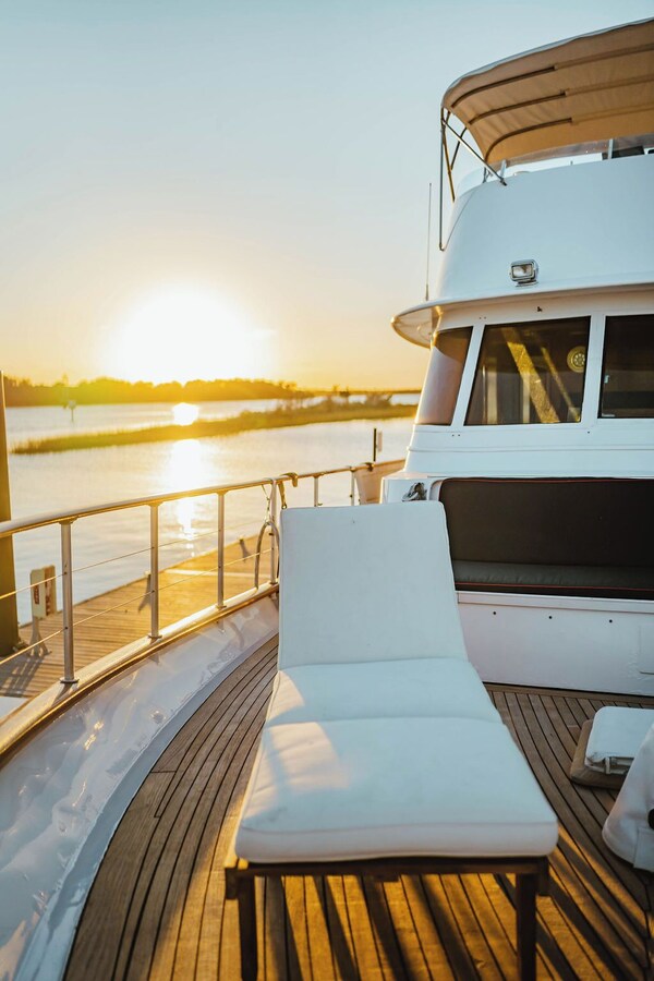 It's Always Smooth Sailing On The Sea-suite! - Bald Head Island, NC