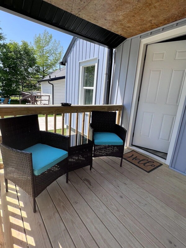 Linny's Gotl Cottages \N"blue Pearl" 3-bedroom House On The Strip In Gotl, Spire - Geneva-on-the-Lake, OH