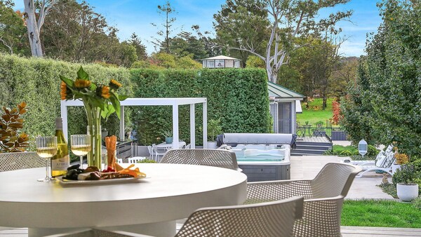 Amoré Bowral  An Oasis Of Luxury, Style And Relaxation - Bowral