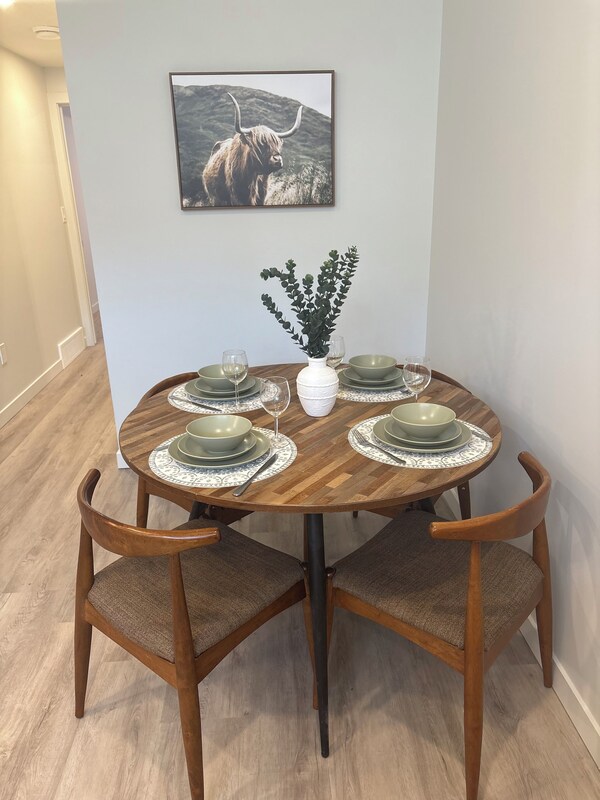 Charming & Cozy 1-bd Suite. Perfect For A Gateway - Okotoks