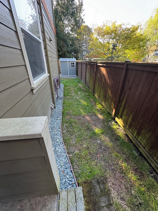 Family & Pet Paradise  2br 2ba Home, Fenced Yard, Private Wi-fi, Great Location - Issaquah, WA