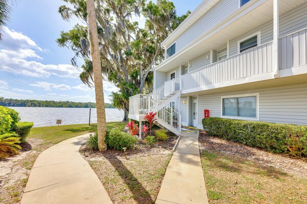 Private Balcony W/ Water Views: Welaka Condo! - Welaka State Forest, Crescent City