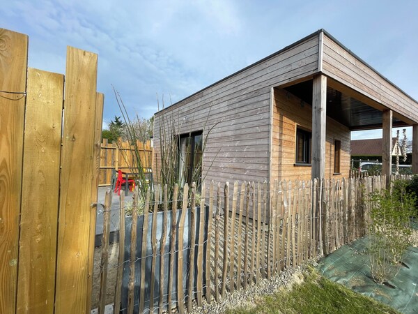 Maison Avec Terrasse, Vélos, Brasero Au Cœur De La Baie Du Mont Saint Michel - Avranches