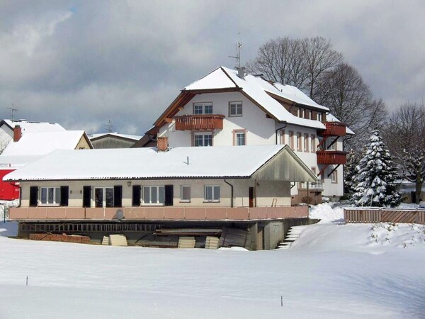 Ferienwohnung 'Siglinde Schneider' Mit Gemeinschaftspool, Privater Terrasse Und Wi-fi - Herbolzheim