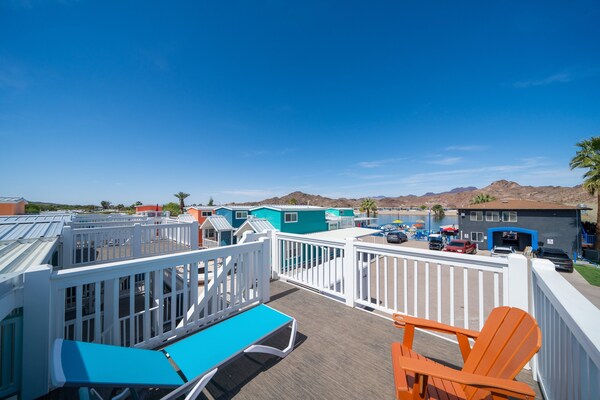 Dock Holiday, River Views At Roadrunner Resort - Buckskin Mountain State Park, Parker