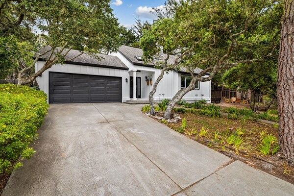 3974 Carmel Unwind - Lovely Updated Home In Carmel - Monterey, CA